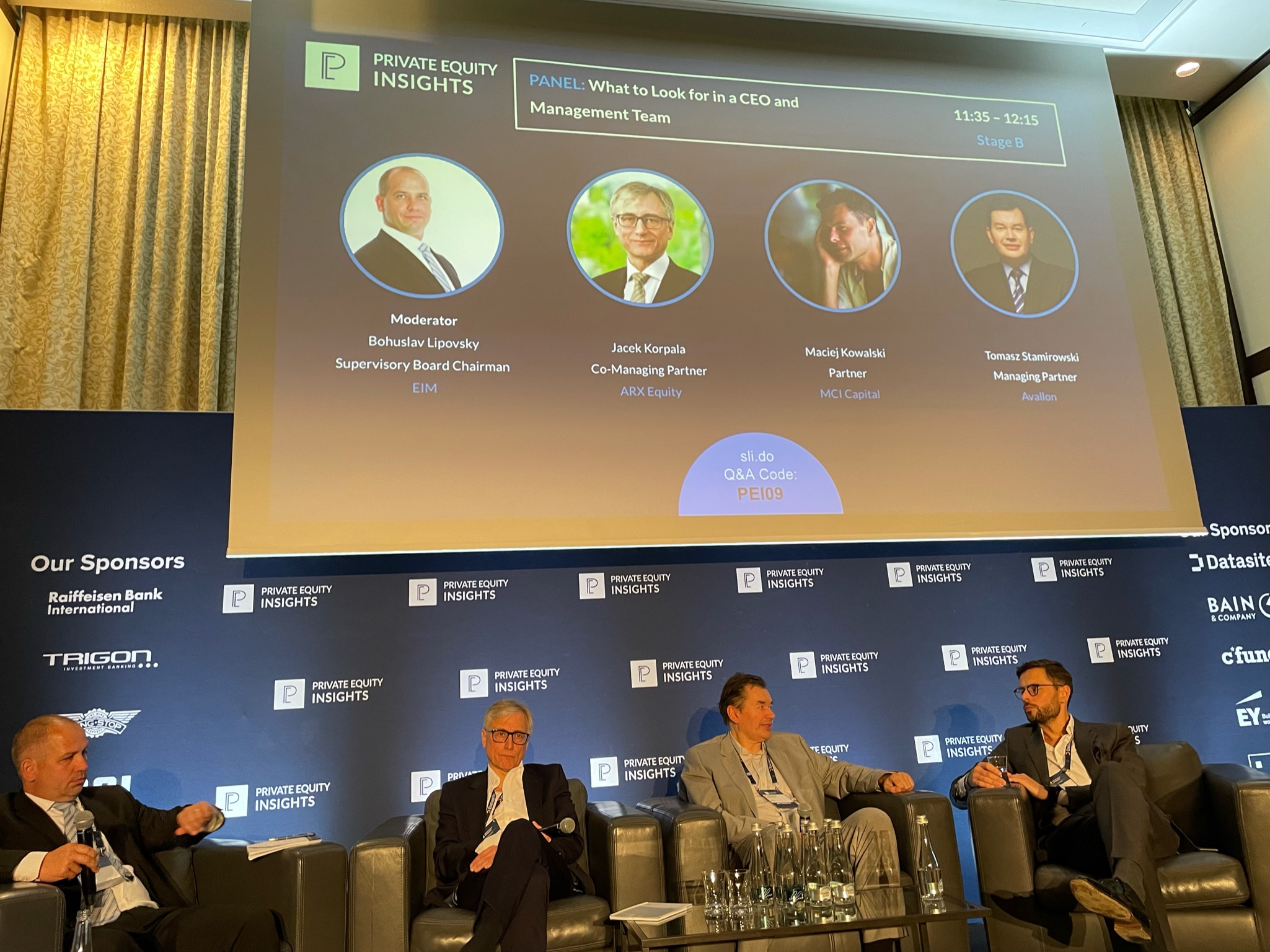 CEO | Management Team | Private Equity